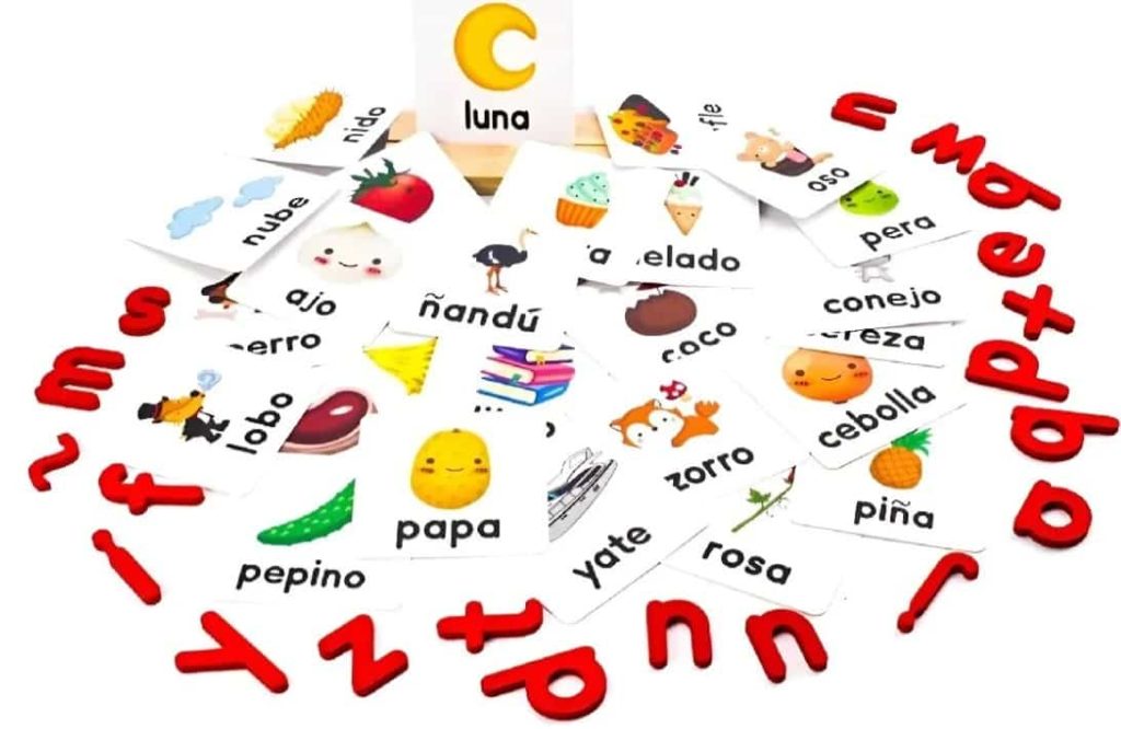 Juego de Ortografía con Láminas y Letras - UniKids